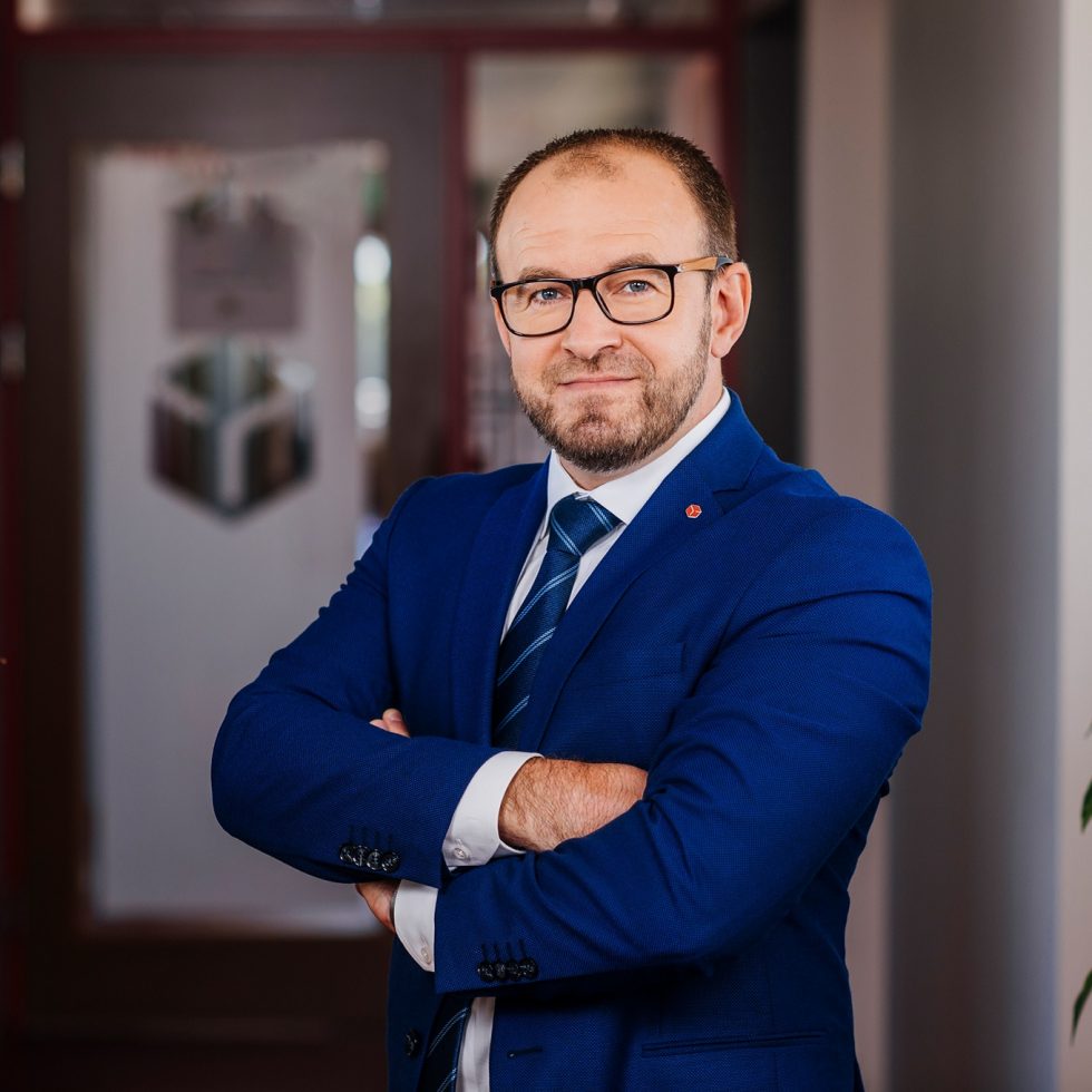 Speaker Announcement: Remo Kirss, CEO, Chairman of Management Board at ...